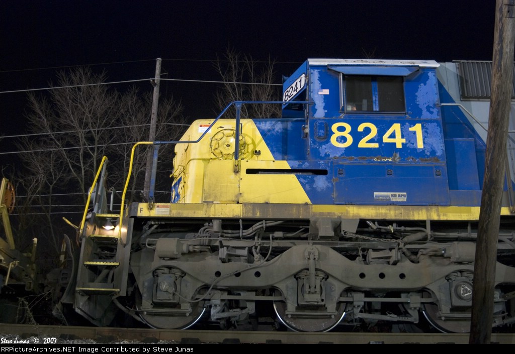 CSX 8241 Q215